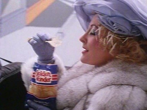 Golden Wonder Crisps | TVARK