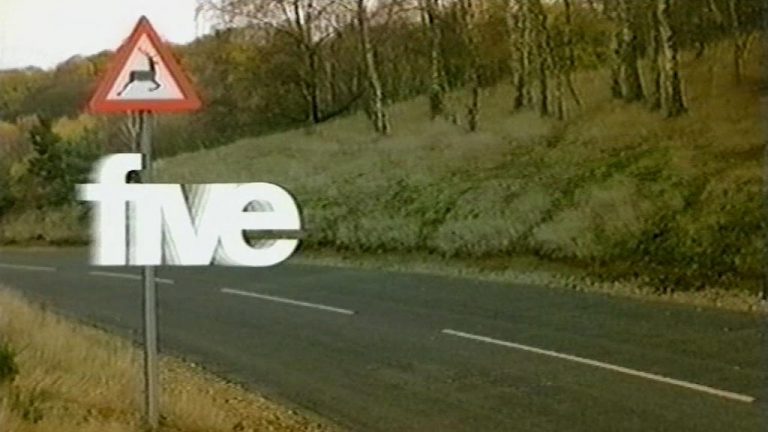 Five Christmas Ident | TVARK