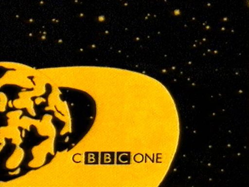 CBBC One Ident & In-vision continuity | TVARK