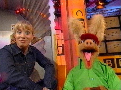 CBBC One Ident & In-vision continuity | TVARK