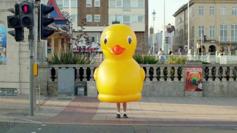 Gold Ident – Seals | TVARK