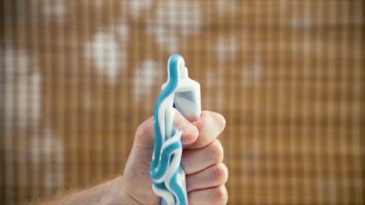 Gold Ident – Exploding Paint | TVARK