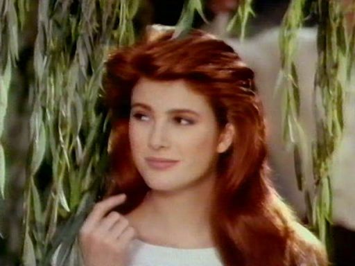 Timotei Dandruff Shampoo | TVARK