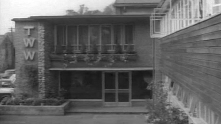 TWW Corporate Logo and Print Examples | TVARK