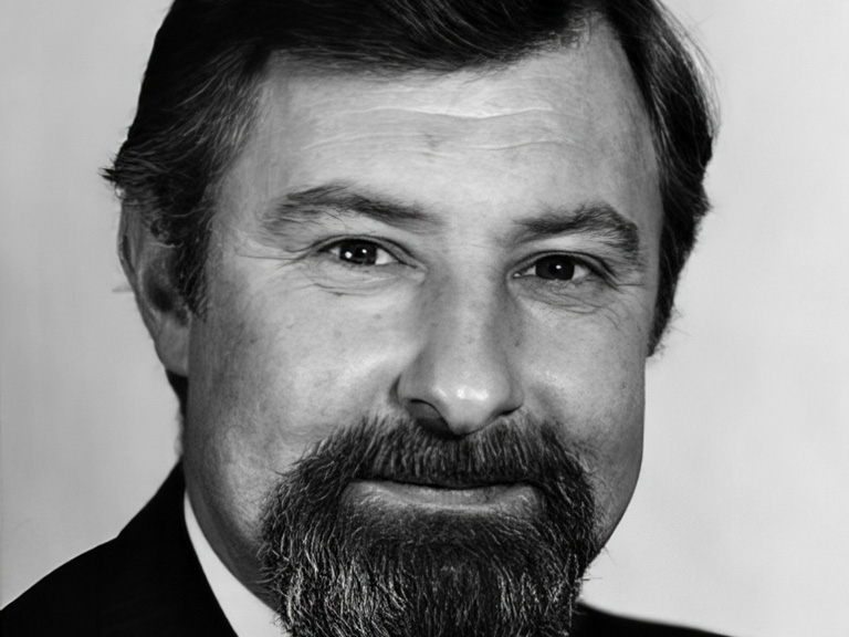 Alec Monteath | TVARK