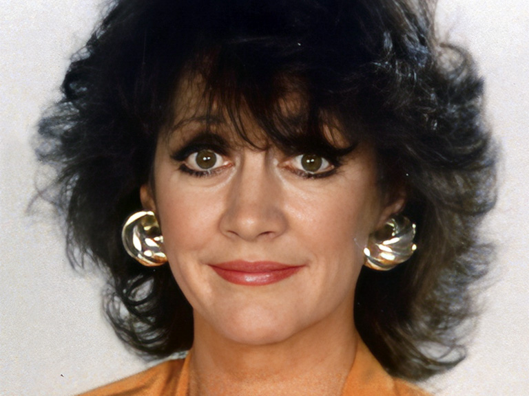 Amanda Barrie | TVARK