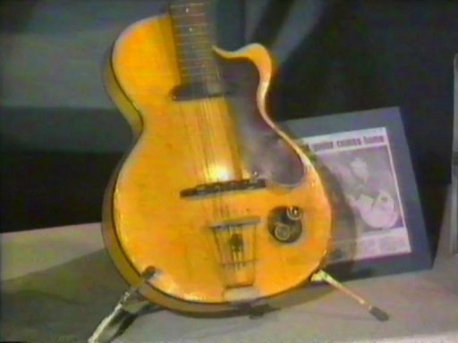 Music Box Gaz Top with John Lennon’s guitar | TVARK